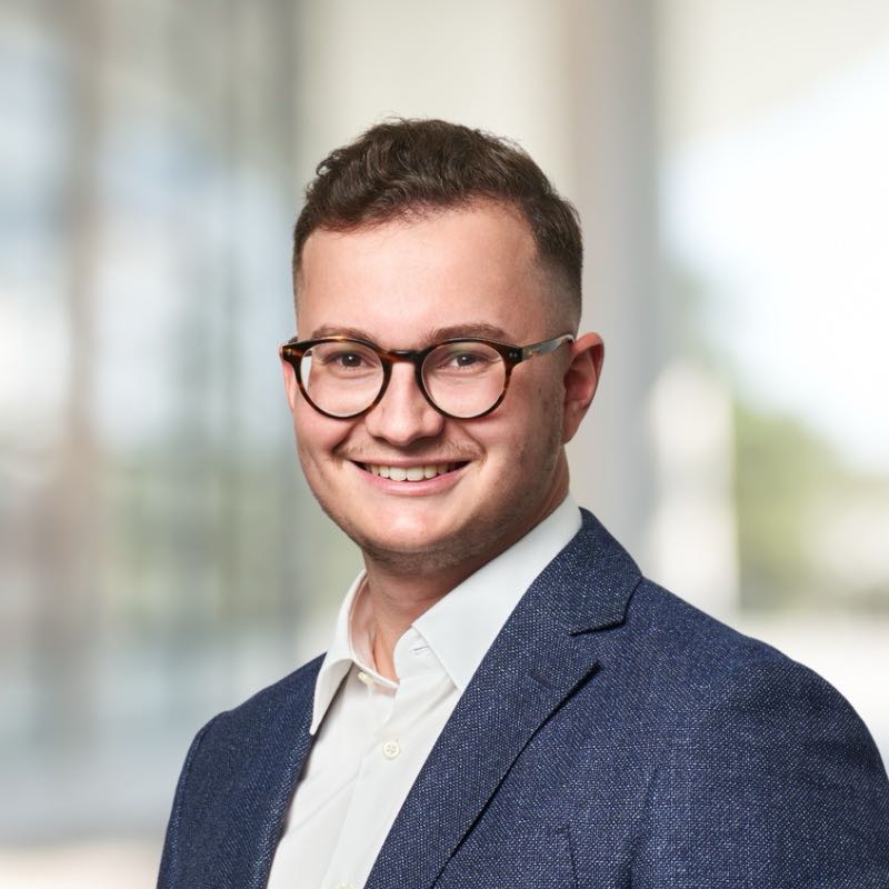 Intro - Book with Alexander Karl