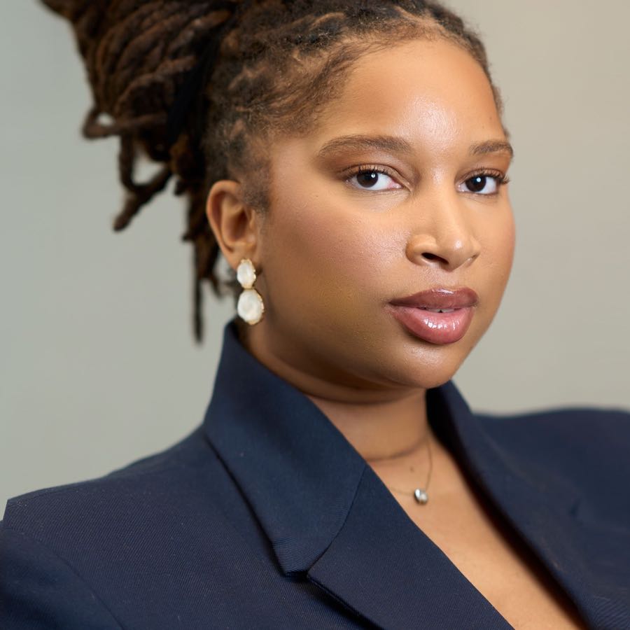 Intro - Book with Ingrid Rogier