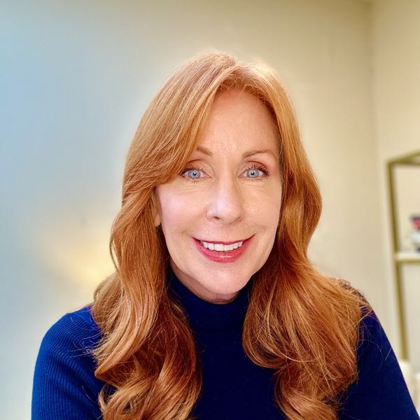 Intro - Book with Renae Scott