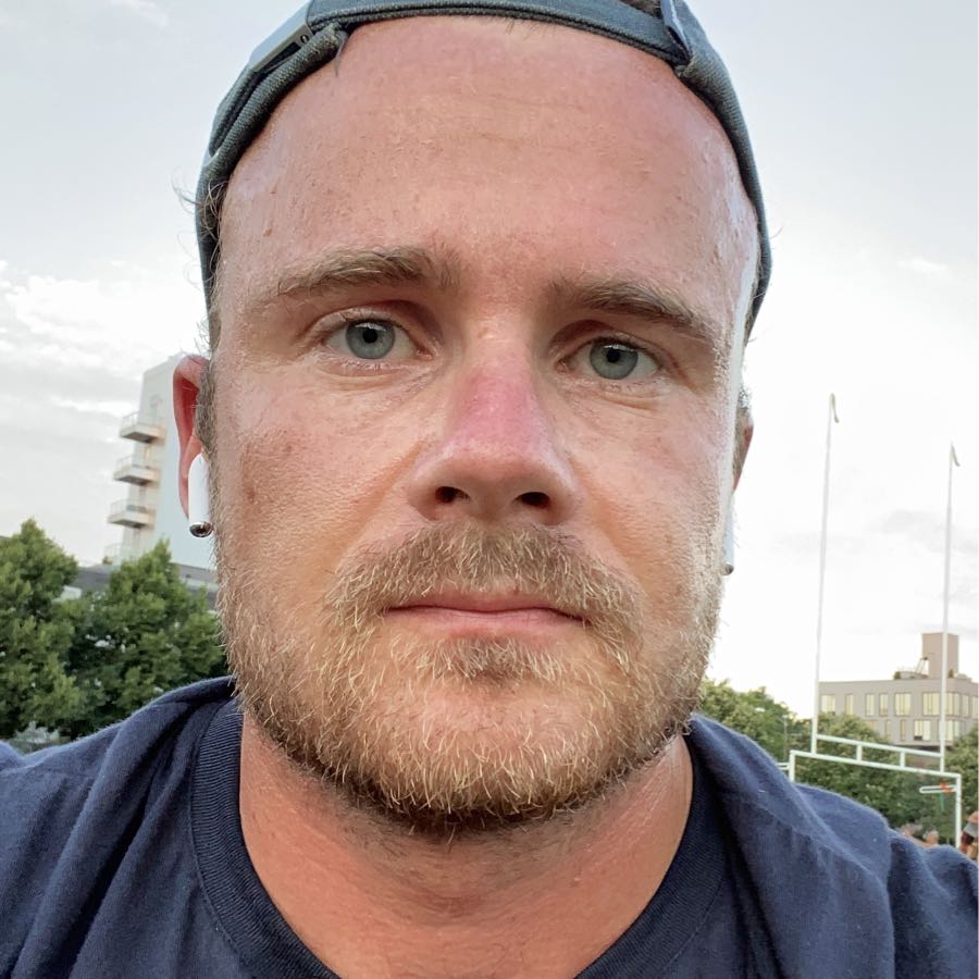 Intro - Book with Arthur Favier