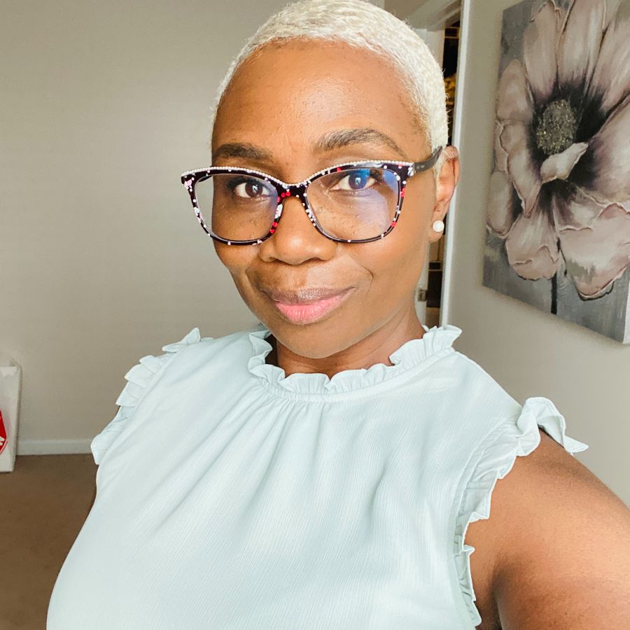 Intro - Book with Samantha Gregory