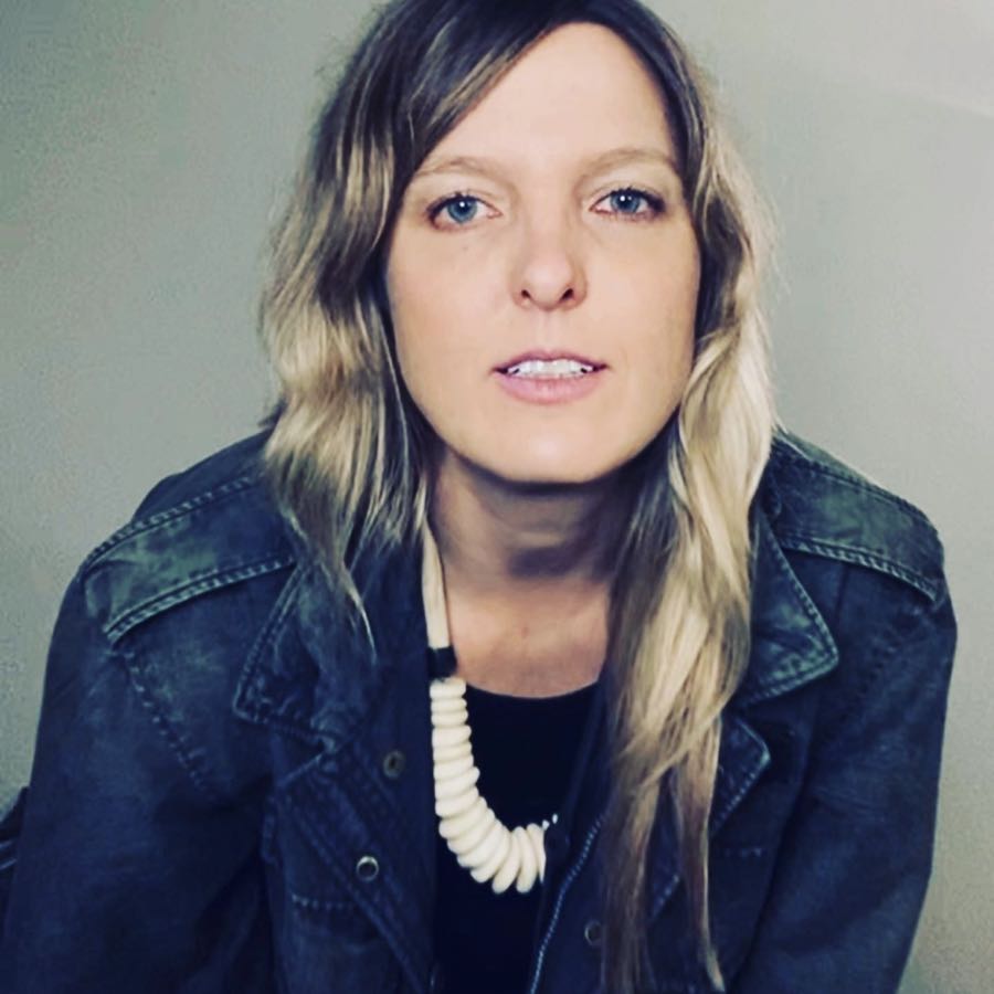 Intro - Book with Melissa Belongea