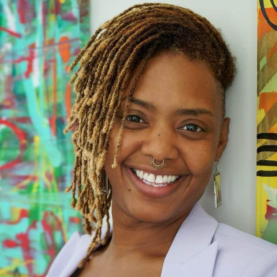 Intro - Book with Miranda Johnson